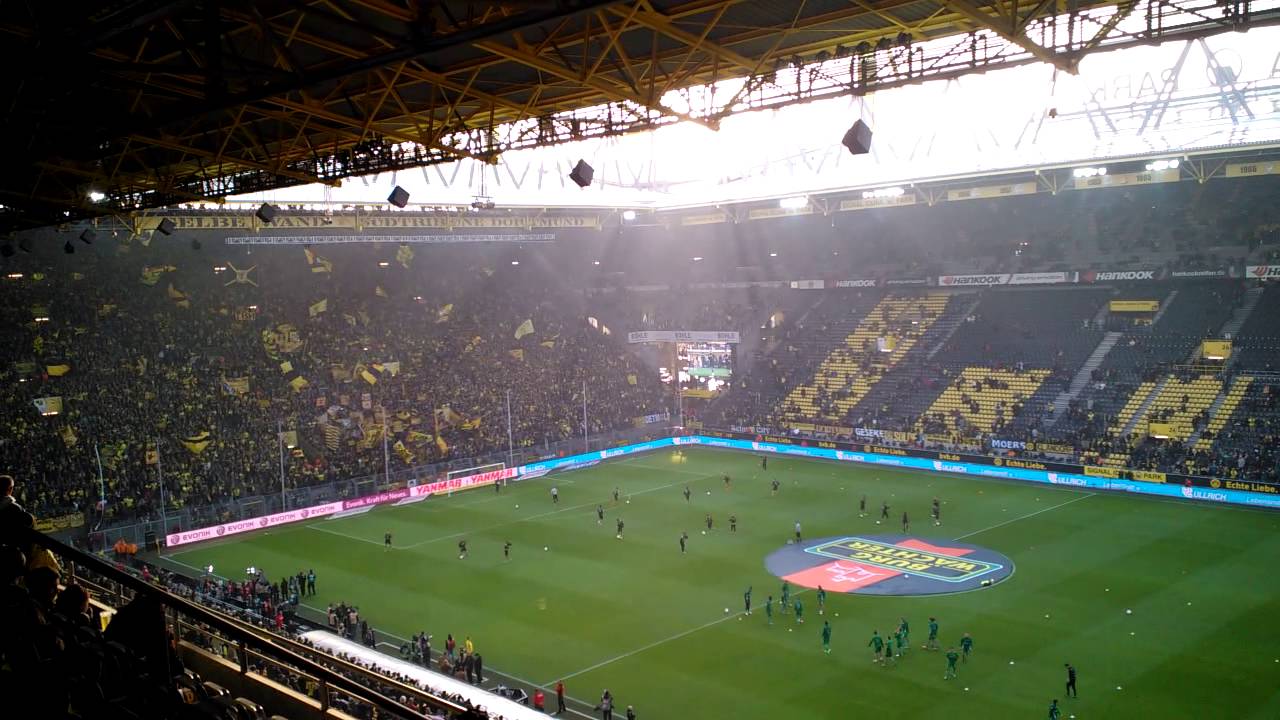 BvB stadium Atmosphere - YouTube