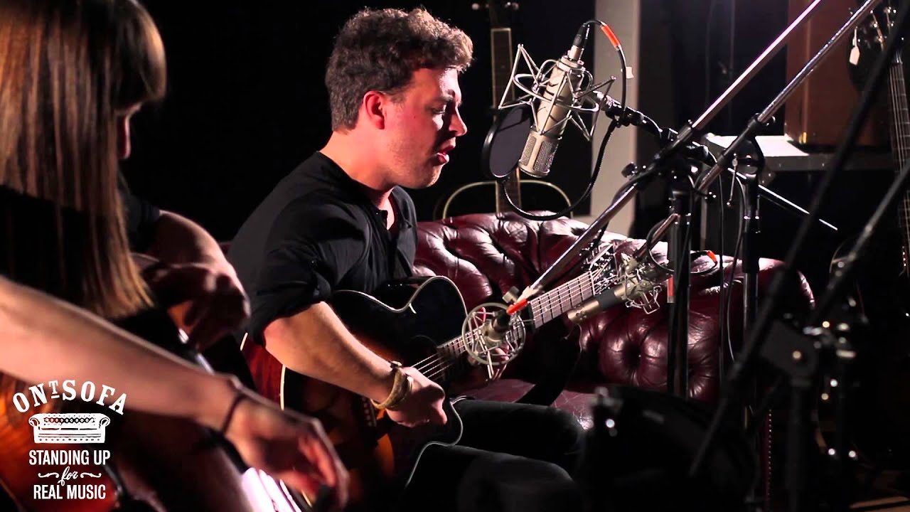 Antony Raine - Agatha (Original) - Ont' Sofa Gibson Sessions - YouTube