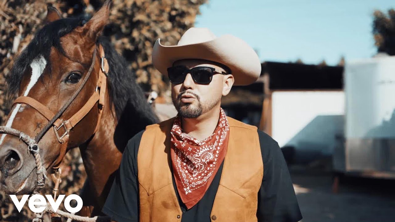 Charlie Chopstix - BESOS ft. Isaiah Palms - YouTube