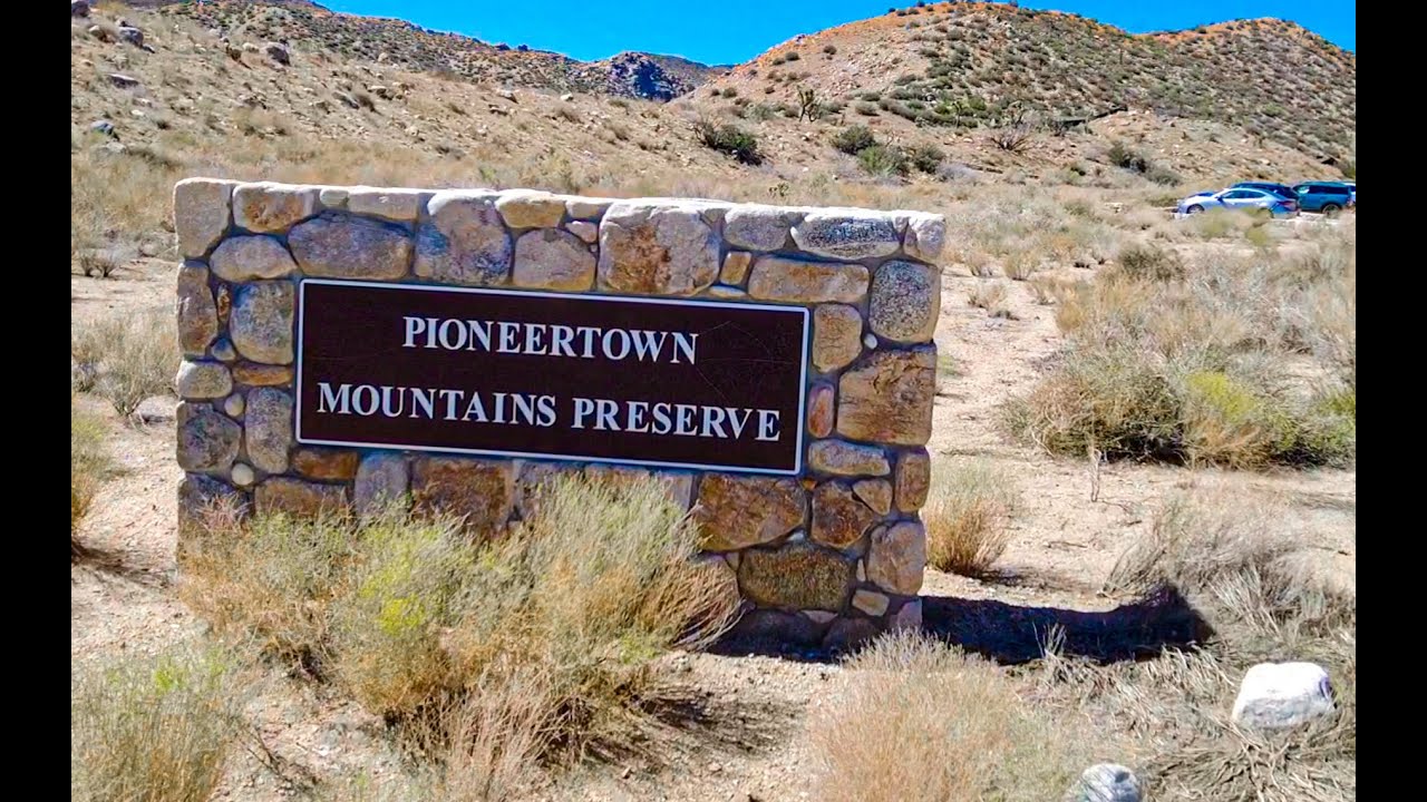 Hiking Pioneertown Mountains Preserve - YouTube