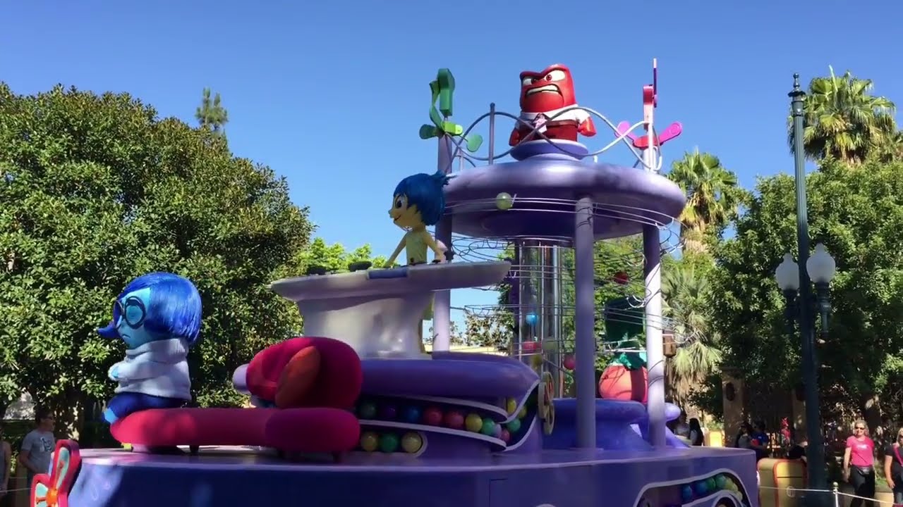 Inside Out Pre-Parade at Disney California Adventure Park - YouTube