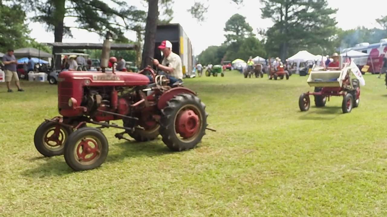 Tractor Parade - Piney Chapel American Farm Heritage Days - YouTube
