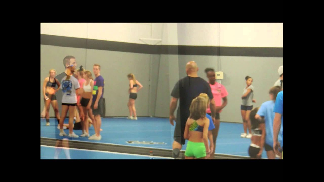 Cheer Athletics Austin Open Gym 2013 AAA - YouTube