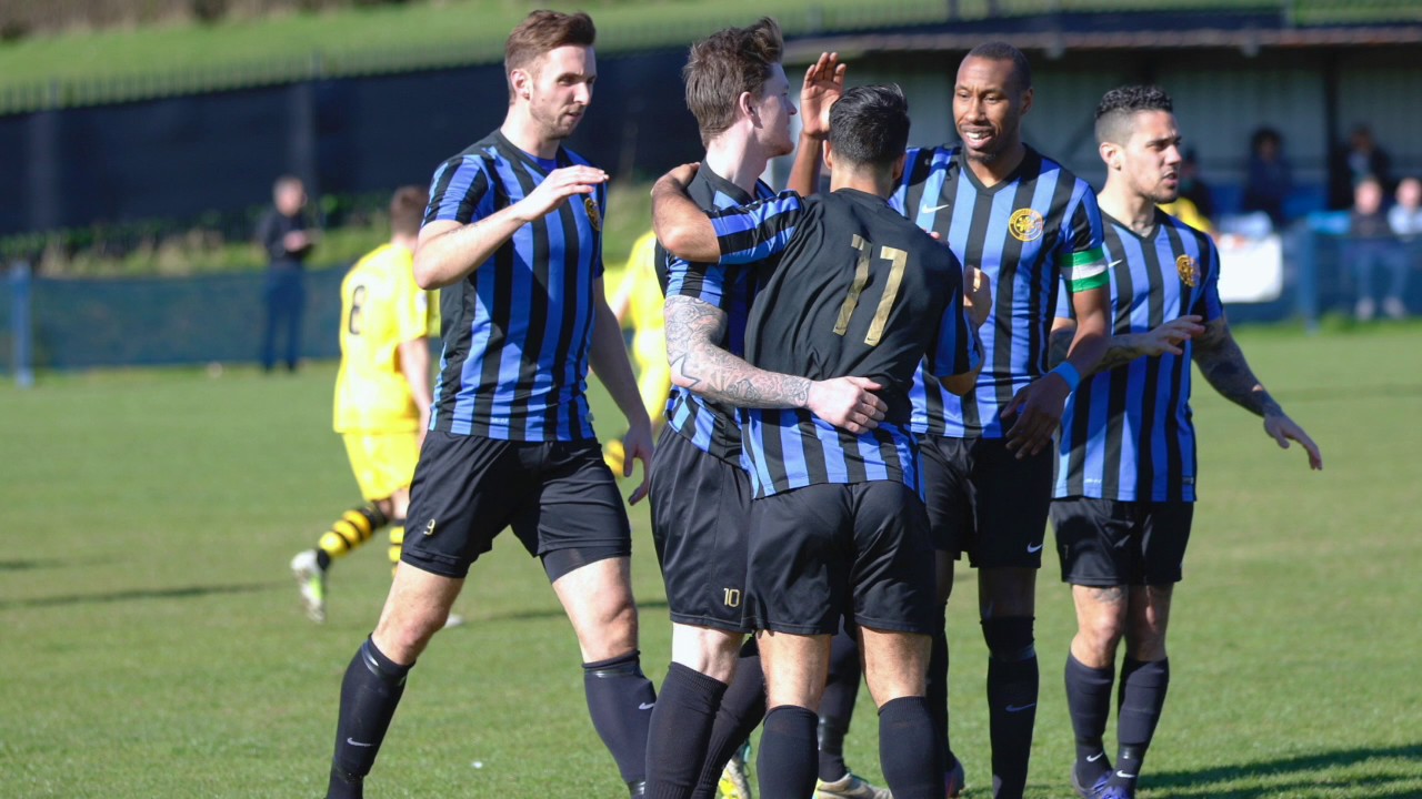 Micky Collins - Ashford United - YouTube