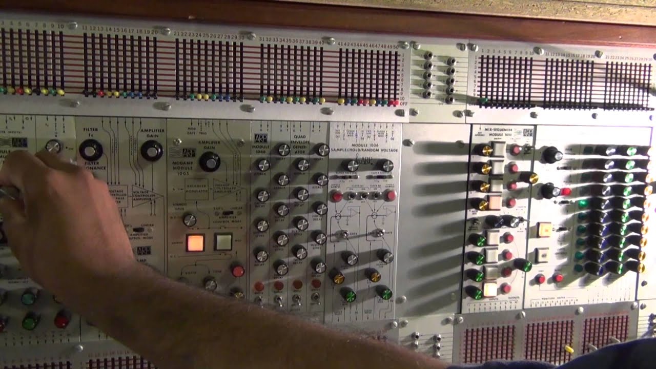 ARP 2500 - Demo Sample & Hold (video 2) - YouTube