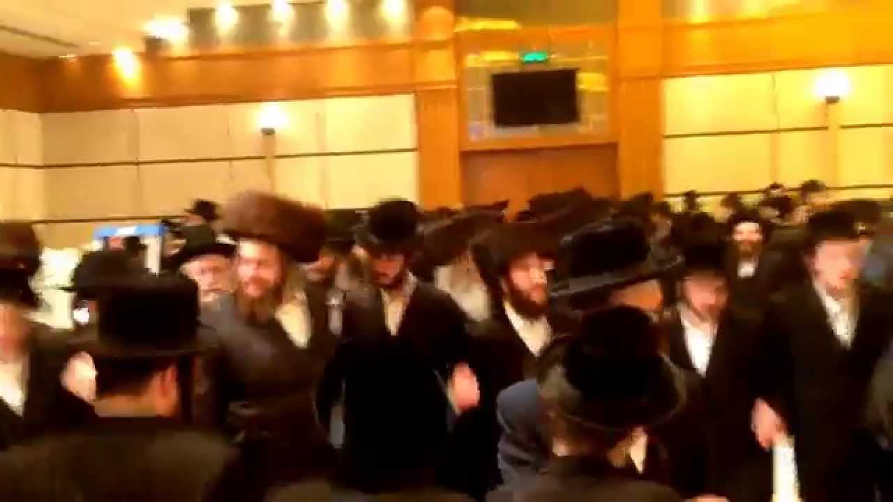 Joyous Hasidim Dancing at a Wedding - YouTube