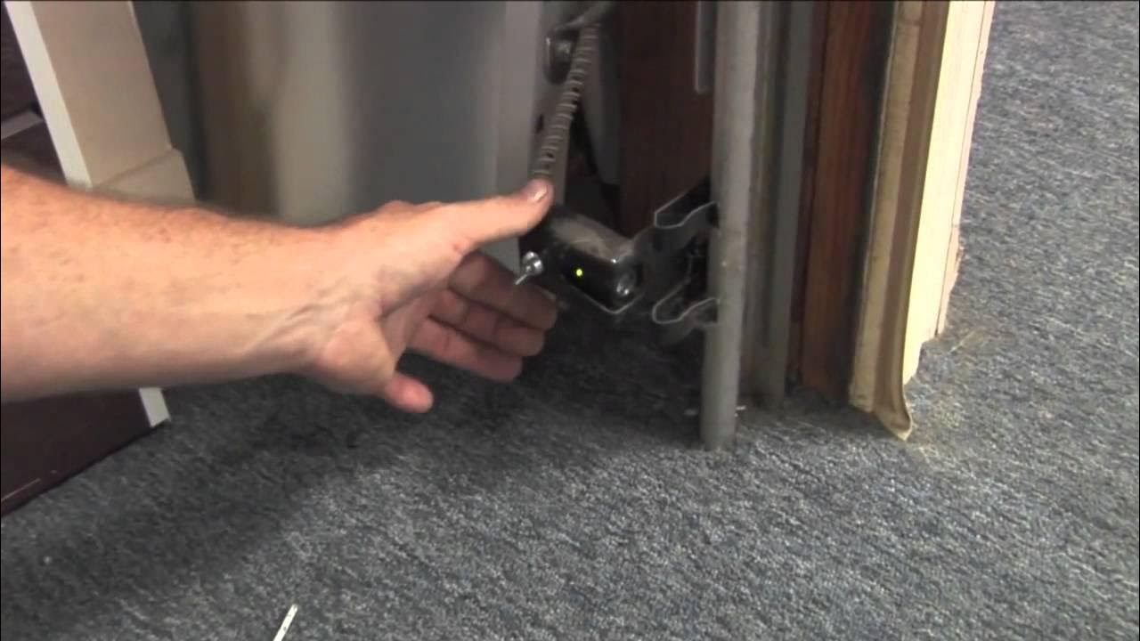 Garage door not closing? (EASY FIX) - YouTube