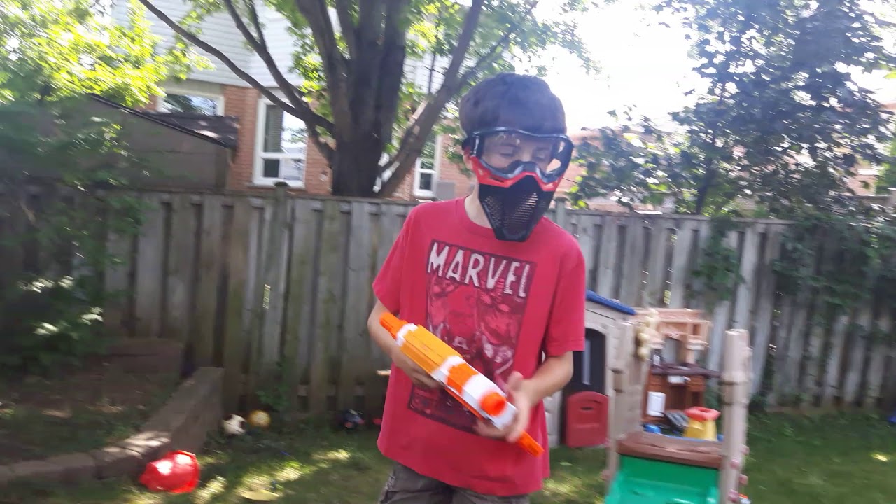 Nerf hunger games - YouTube