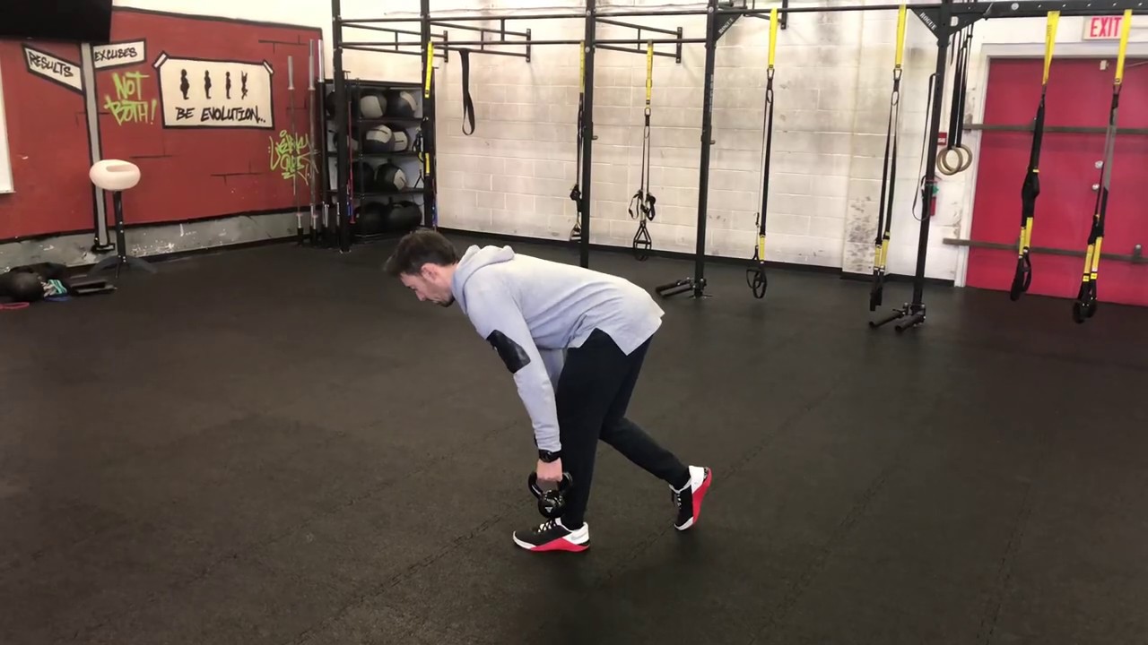 Split stance good morning - YouTube