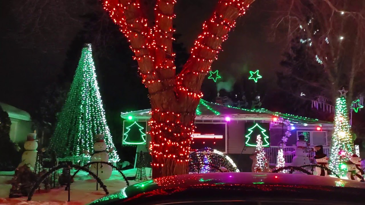 Animated Christmas Lights Display to Music - YouTube