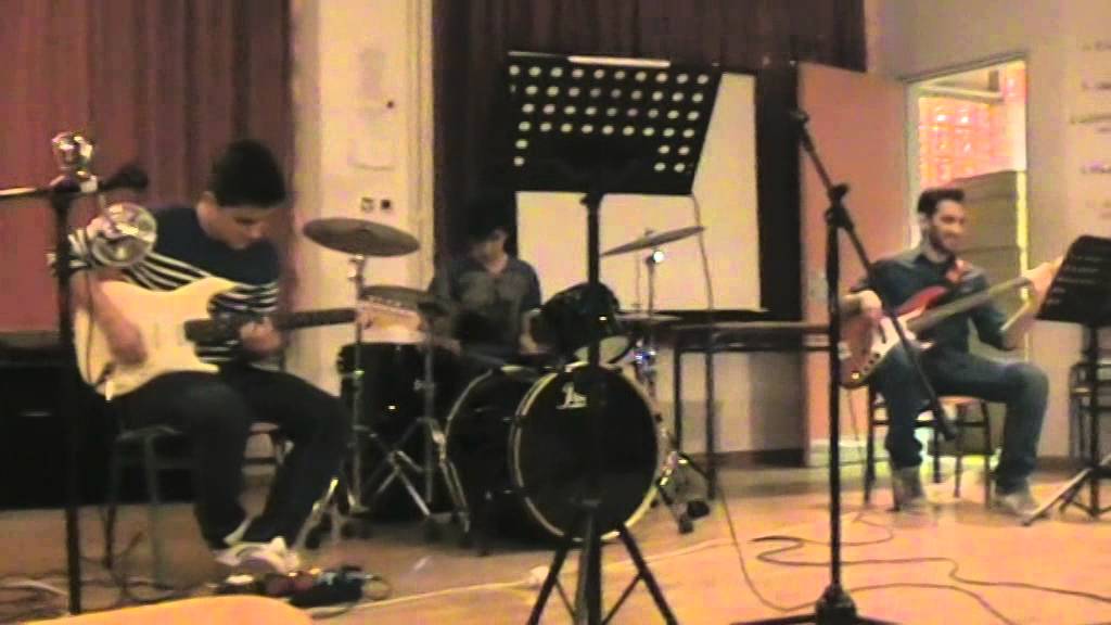 Μουσικό Σχολείο Πειραιά Σύνολο Jazz - YouTube