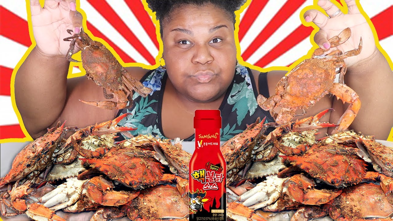 2x NUCLEAR BLUE CRABS| 먹방 | low country boil | old bay | seafood boil ...