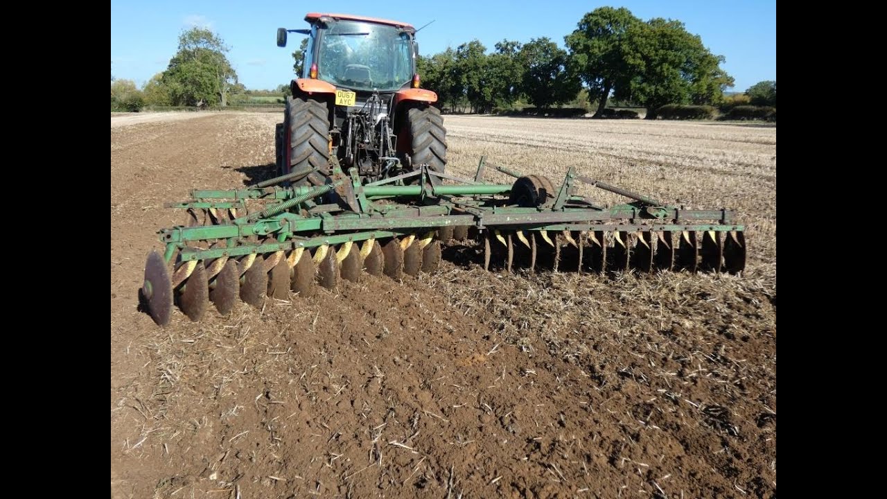 JOHN DEERE DISC HARROWS WORKING DEMO @ GROUND IN WORTON - YouTube