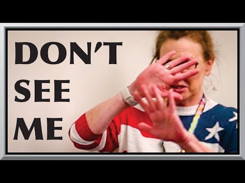 DMV SUPERVISOR TRIGGERED BY CAMERA !! GREEN BAY WISCONSIN - First Amendment Audit - Amagansett Press
