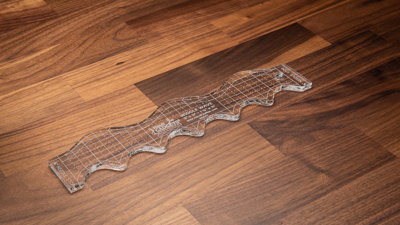 HQ Wiggle Wave - Ruler of the Month Club 5 - YouTube