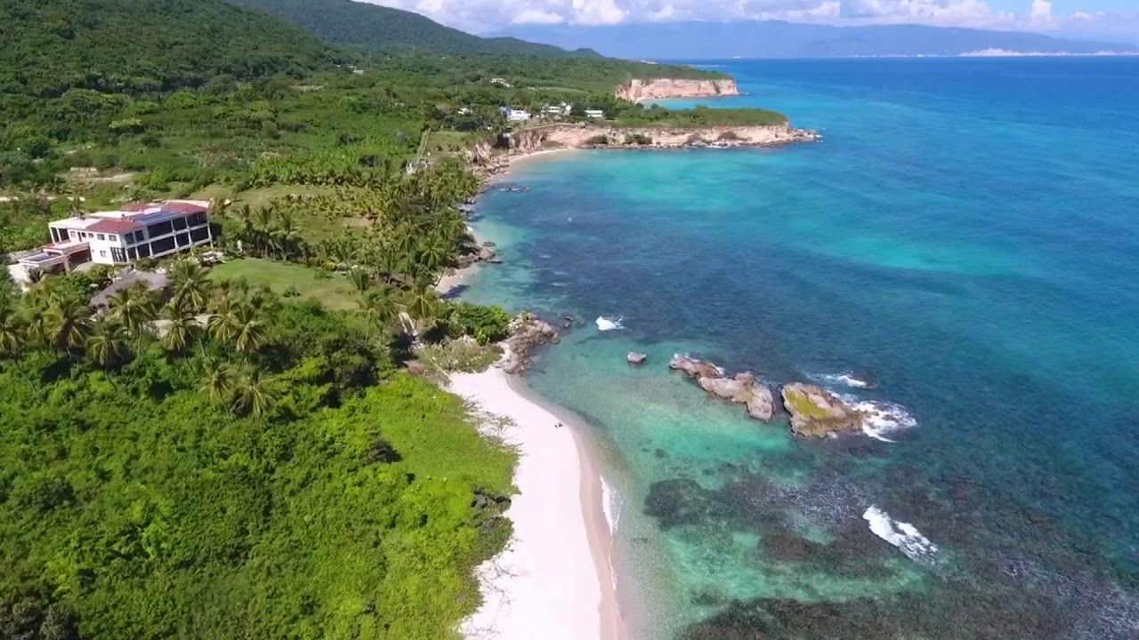 Playa El Quemaito, 25000m2 con Playa, Barahona - YouTube