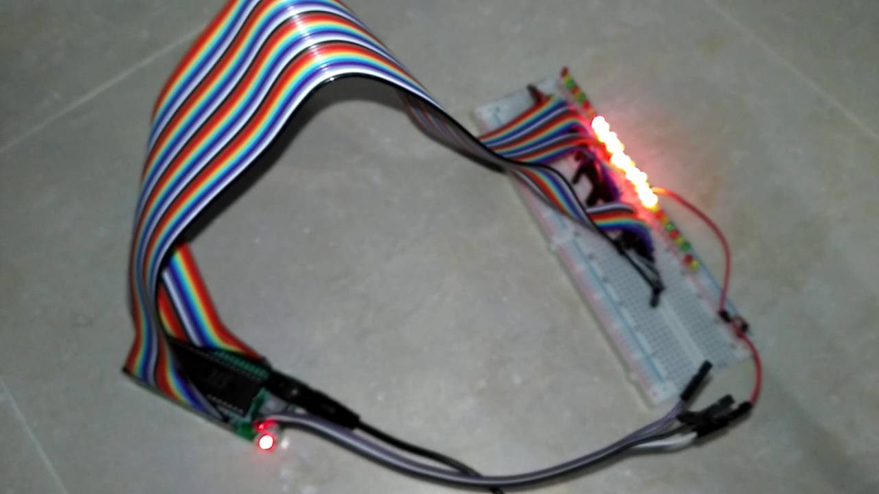 DIY STC89C52 Microcontroller Programming LED 51單片機流水燈 - YouTube