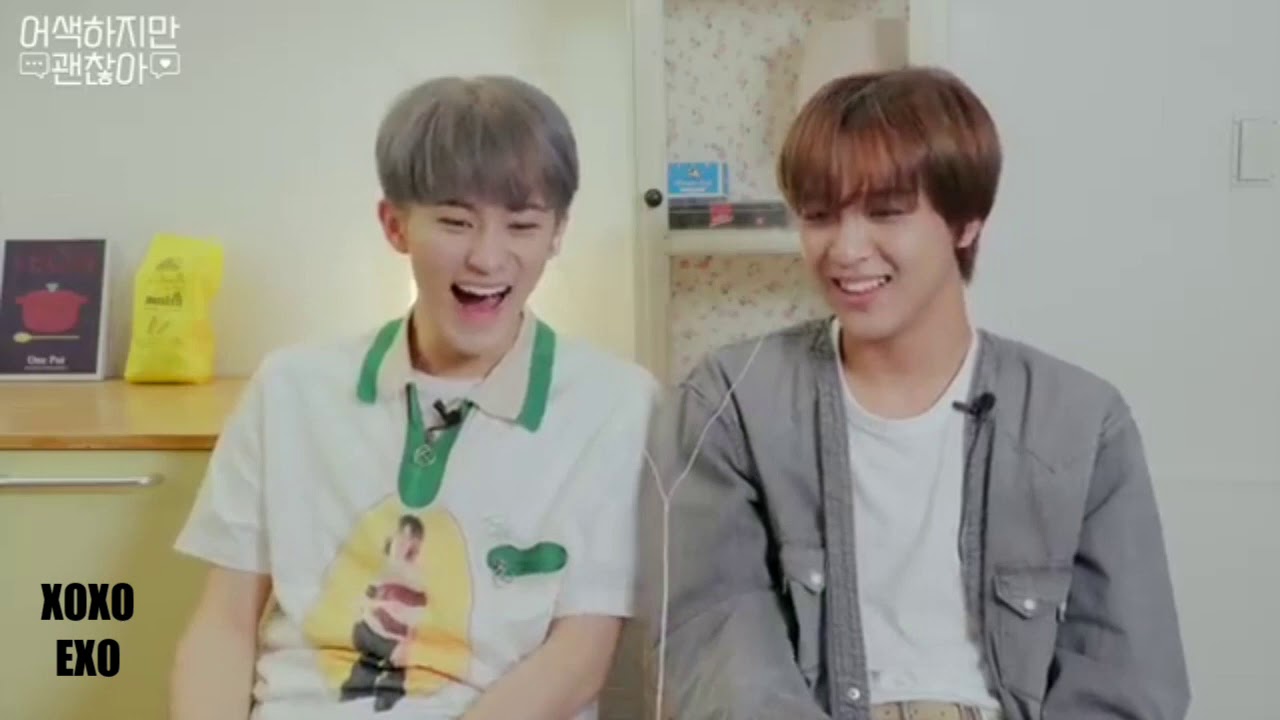 Haechan & Mark sing XOXO & Angel EXO with Mark playing guitar for it ...