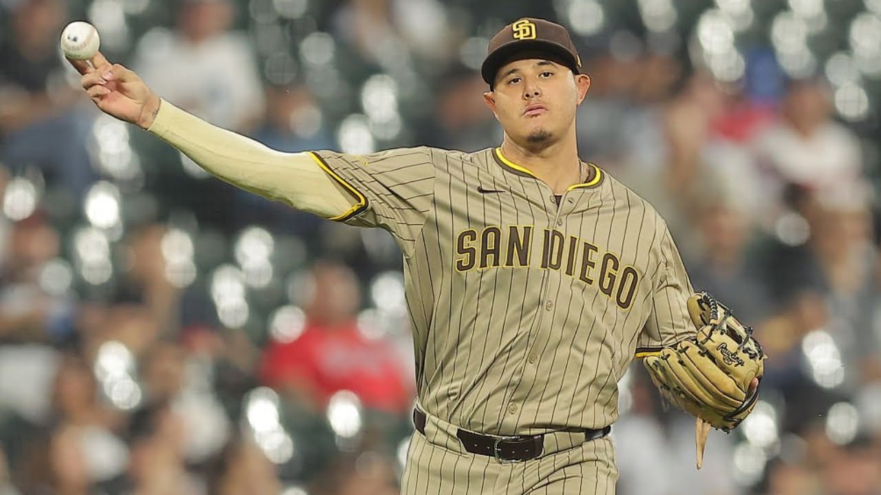 Manny Machado 2025 Defensive Highlights! - YouTube