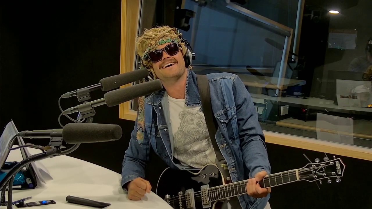 Josh performs LIVE in studio for Now That's What I Call Bible 2020 📕📕 ...