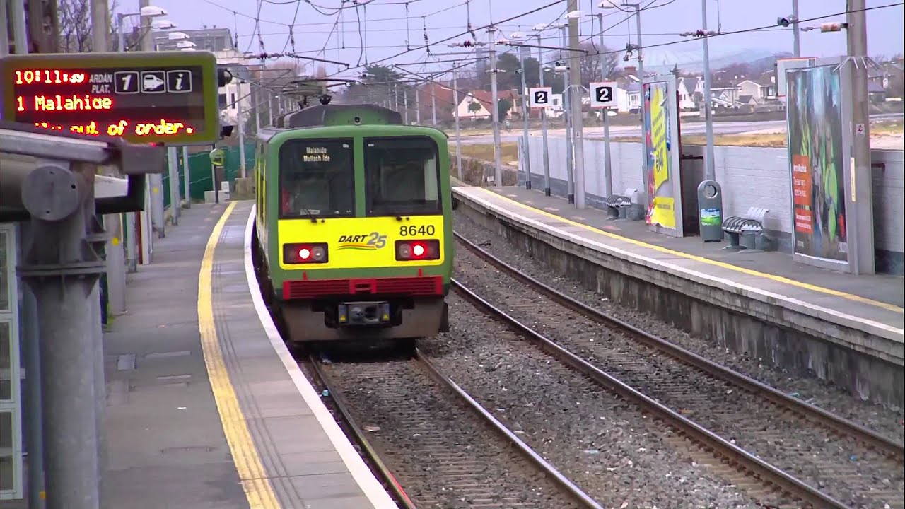 Class 8520 Dart train number 8640 - Booterstown Station - YouTube
