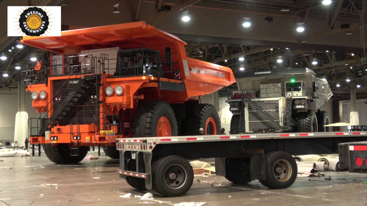Hitachi EH4000 mining truck moving out of Minexpo 2016 - YouTube