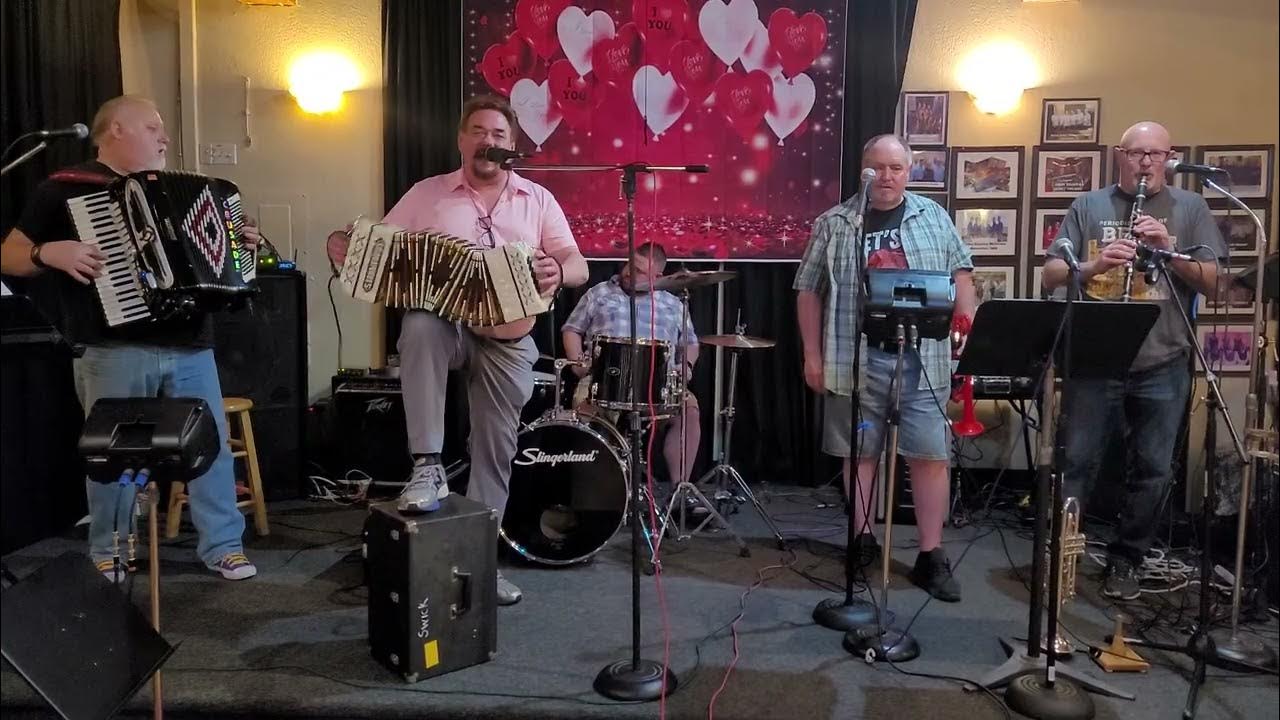 Eddie biegaj at Phoenix Pulaski meet n greet - YouTube Eddie biegaj at Phoenix Pulaski meet n greet - YouTube