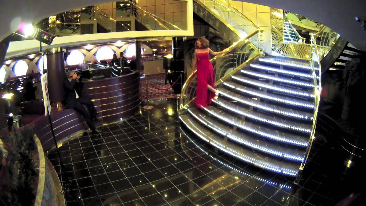 MSC Musica, Gala Night, Stairs - YouTube