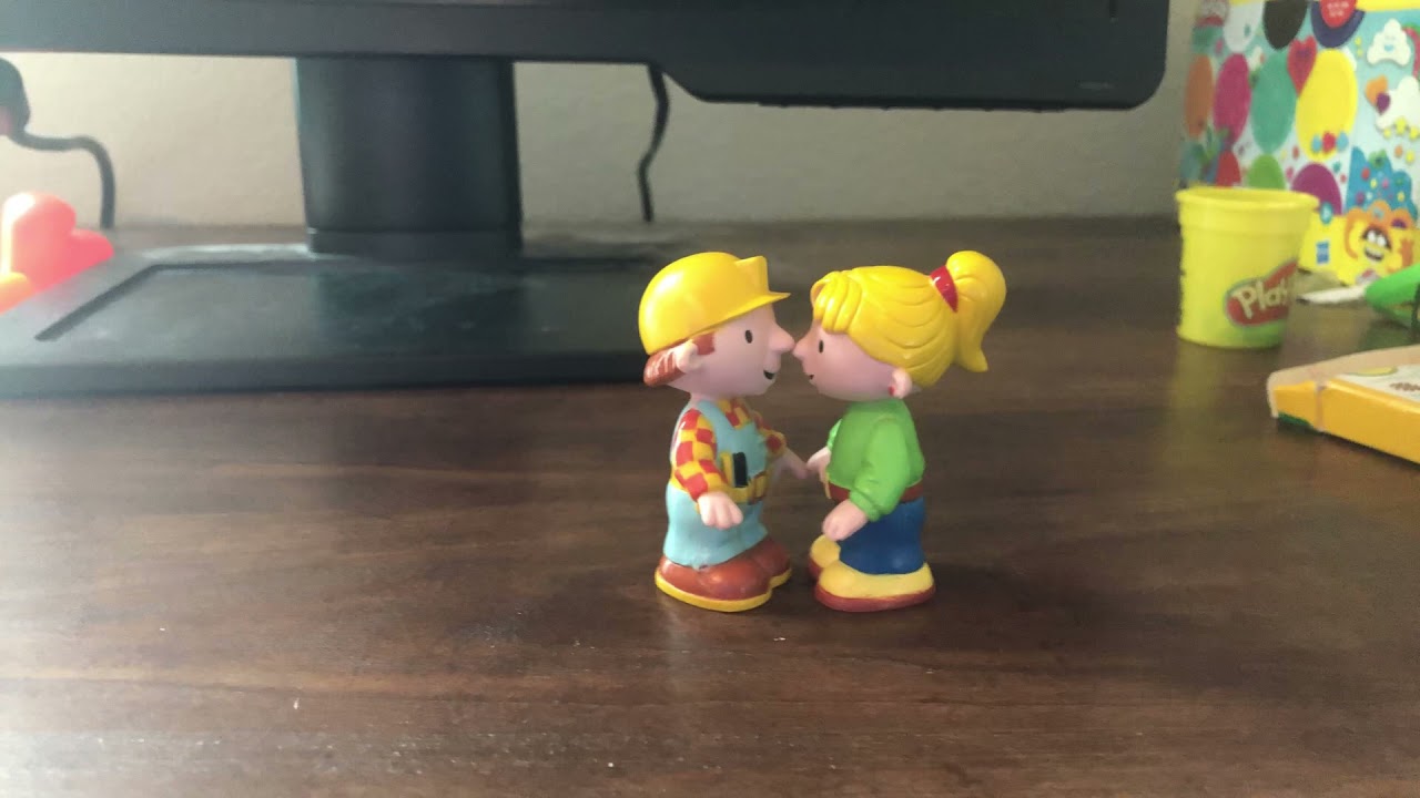Bob the Builder and Wendy are kissing with a MistleToe - YouTube