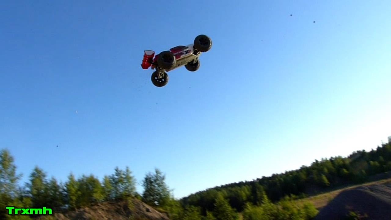 Pro-Line & Big Squid RC Big Bash Video Contest - Truggy Sandpit Bashing ...
