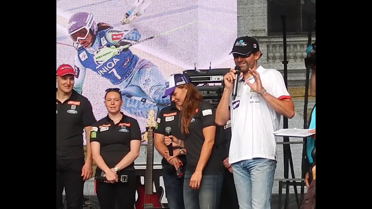 Andrea Massi & Tina Maze - Dan šampionov 2015 - YouTube