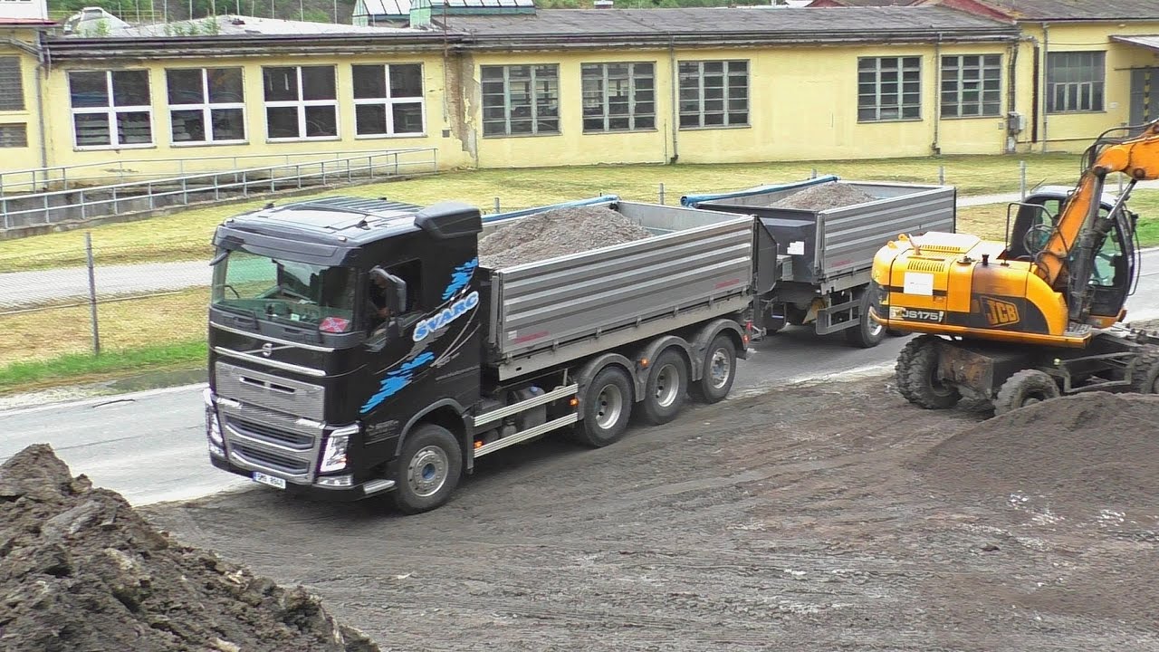 Volvo FH 500 tridem with trailer unload stone - YouTube