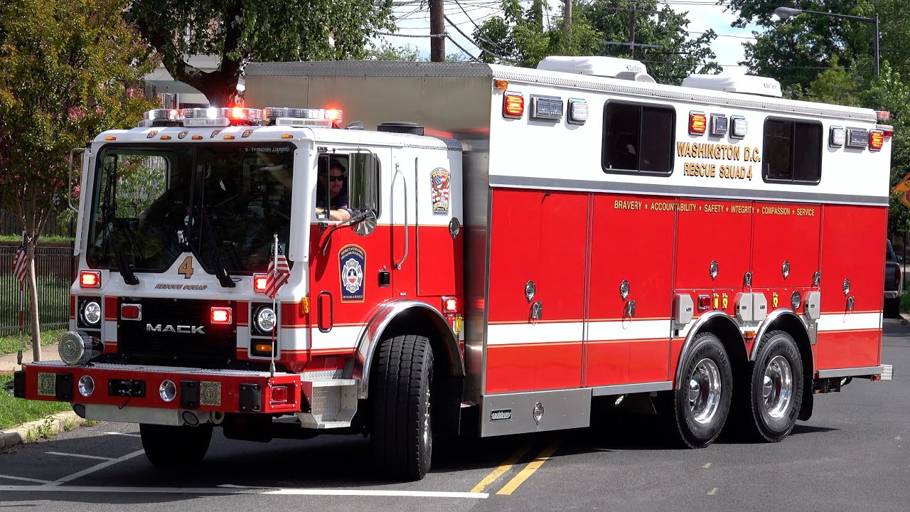 DCFD Rescue Squad 3 Responding - YouTube