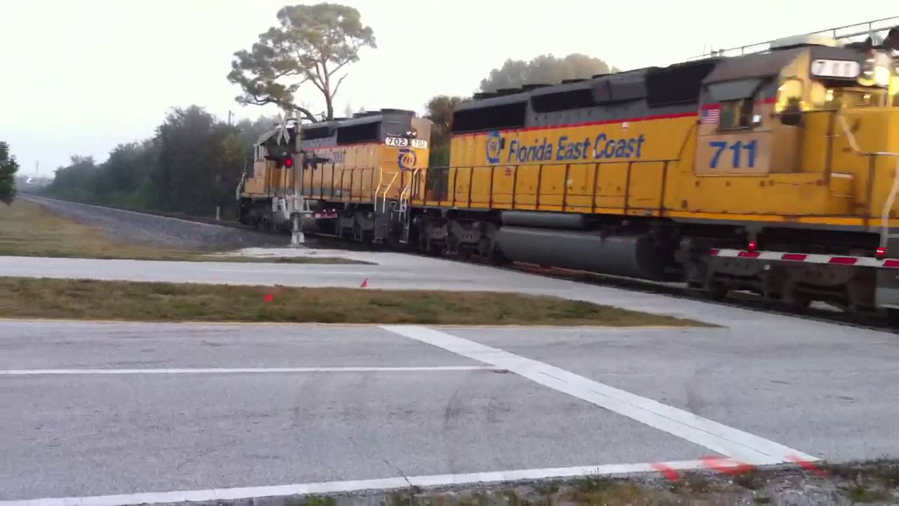 FEC TRAIN 336#574 - YouTube