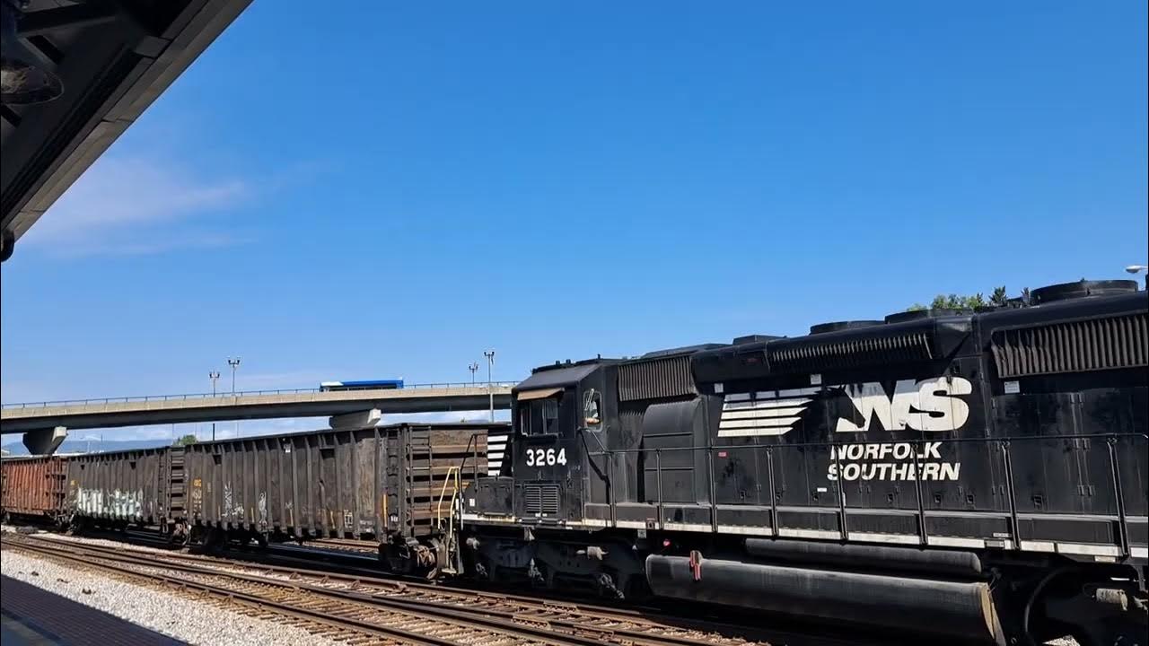 NS 3264 leader- 1 Engines Norfolk Southern Train - YouTube