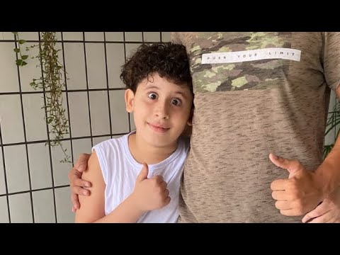 Uncanny Big Bird In Differents Sounds - YouTube