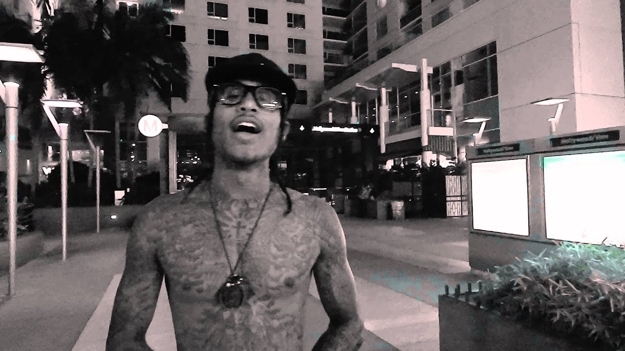 HARDEST FREESTYLE EVER!!! MUST WATCH LOCAL Los Angeles rapper "Hot 16 ...