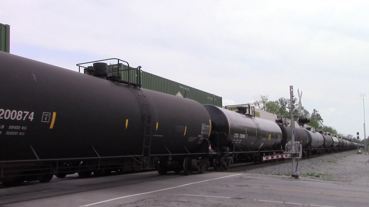 UNION PACIFIC UP AC44CW Northbound Tank Train on the Norfolk Southern ...
