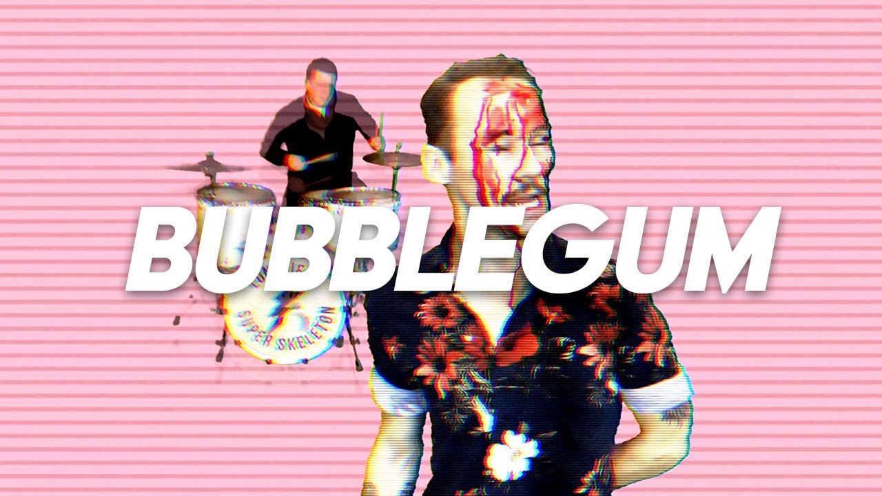 Longfield & Super Skeleton - BUBBLEGUM (Music Video) - YouTube