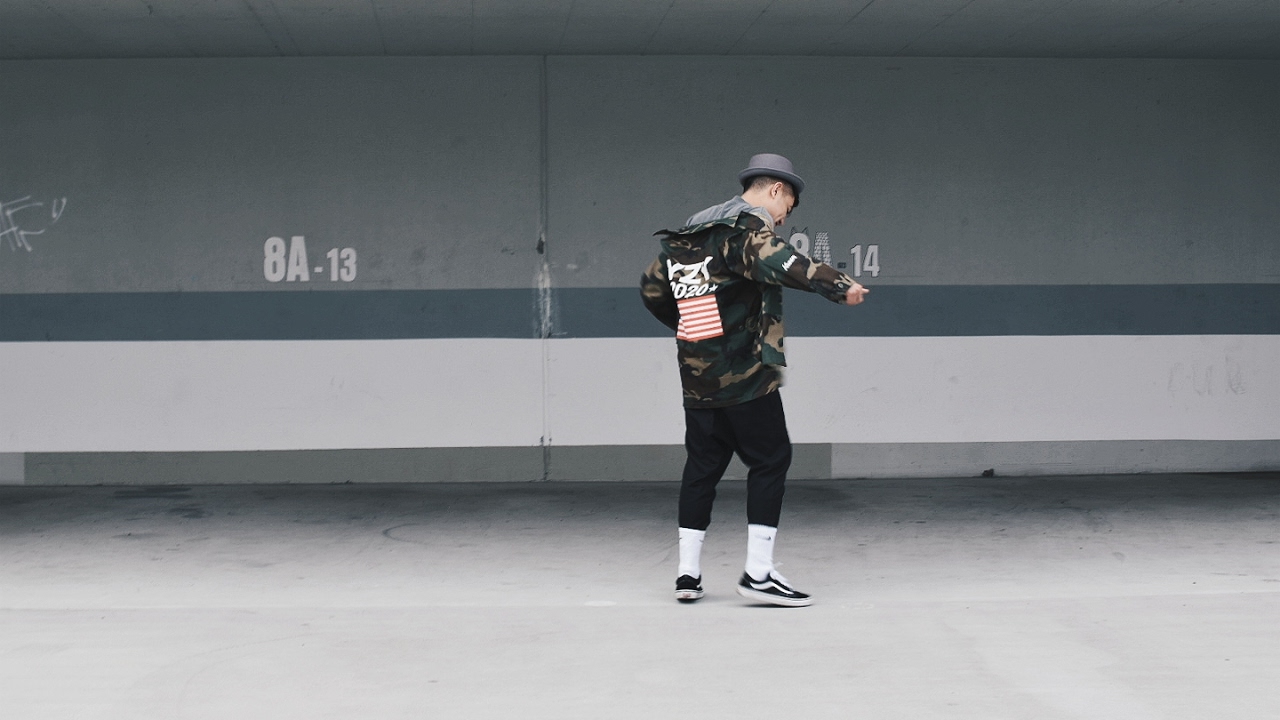 IAMCHOCK x TMRW.CLOTHING - YouTube