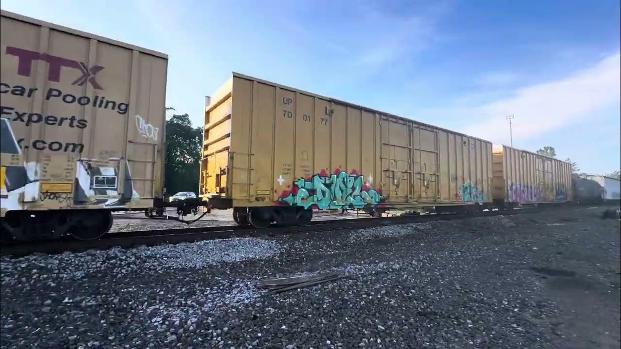 Ns 171 coming through Enon ohio mile post 190 3600 leading ET44AC trailing 2nd NS 4788 AC44C6M ...