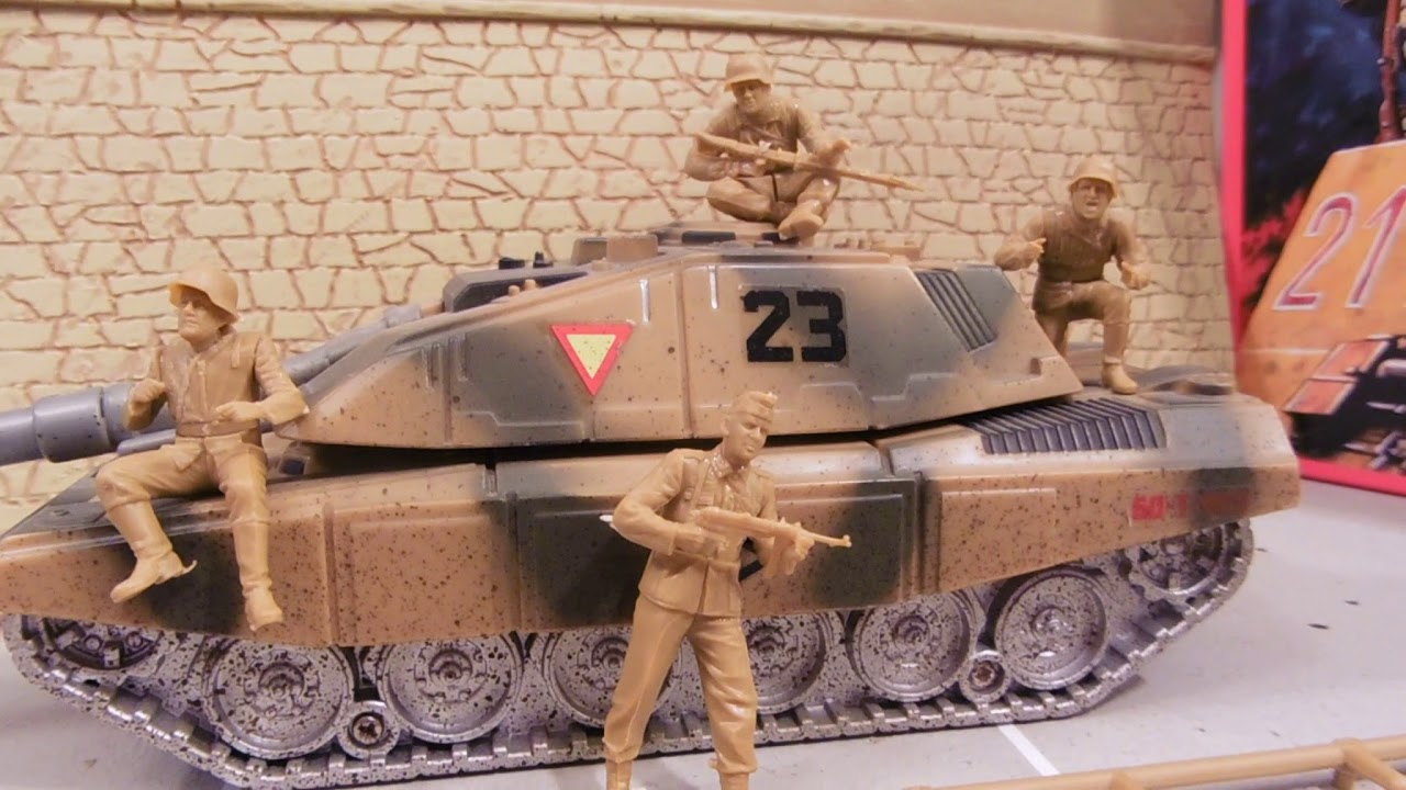 German Tank Riders Army Men Model kit review! - YouTube