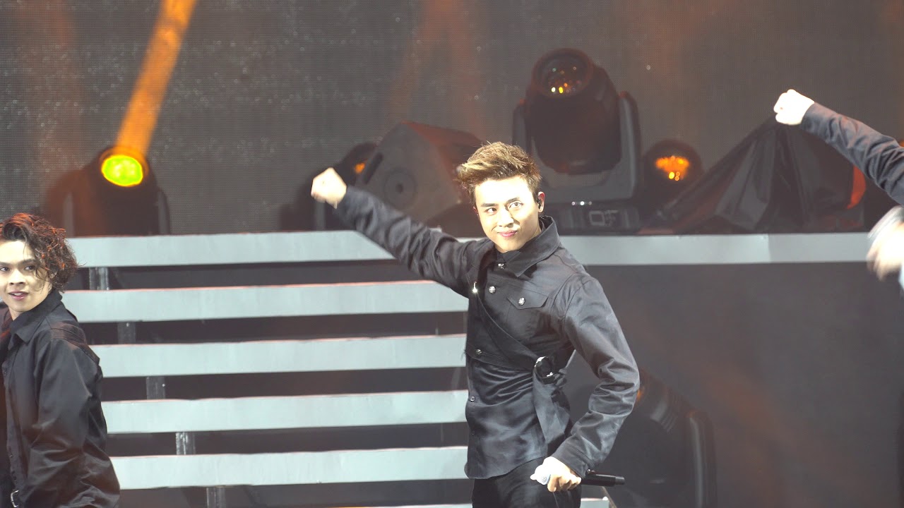 2019 澳門除夕倒數演唱會MIRROR@ ANSON KONG《前傳》 - YouTube