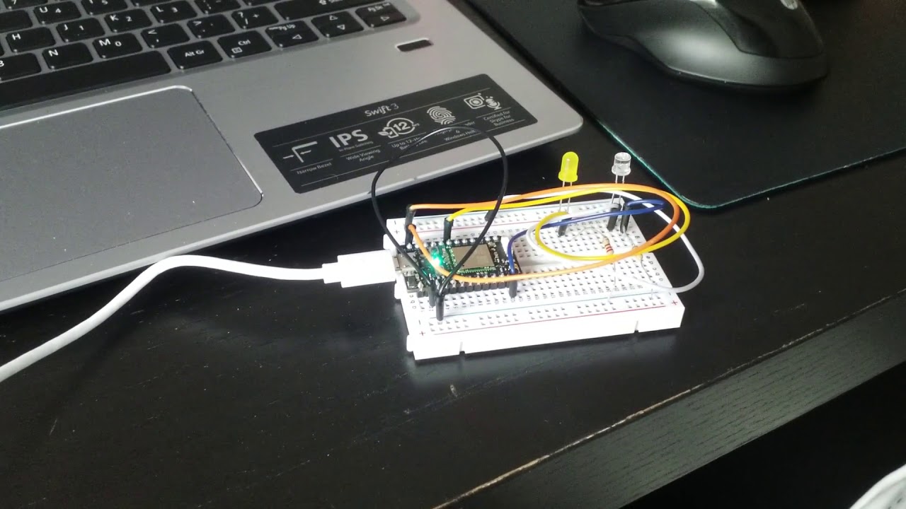 SIT210-2.1P BlinkLED Photon - YouTube