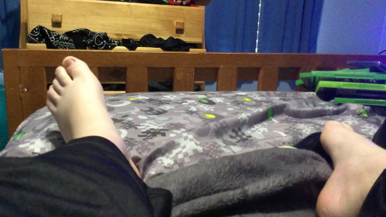 beginners method on how to solve a 2x2 rubix cube - YouTube