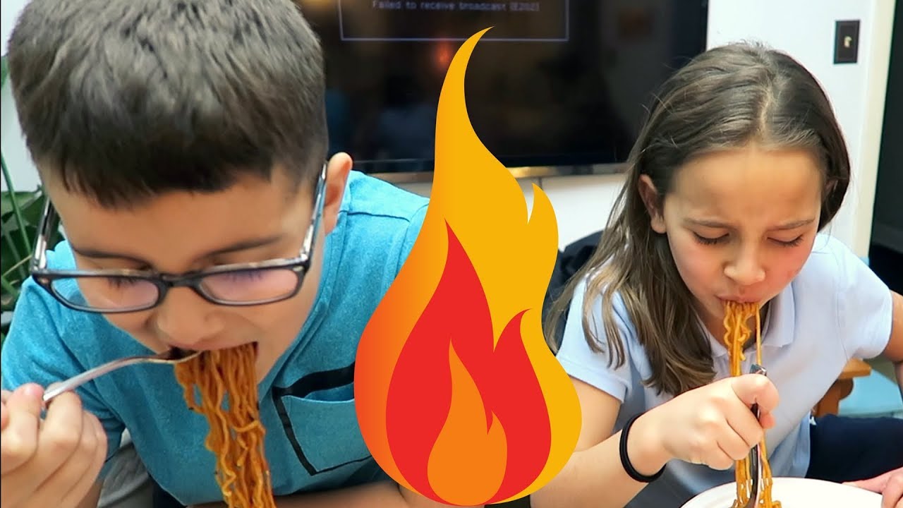 KIDS EAT SPICY HOT NOODLES ! | It Is Really Funny! - YouTube