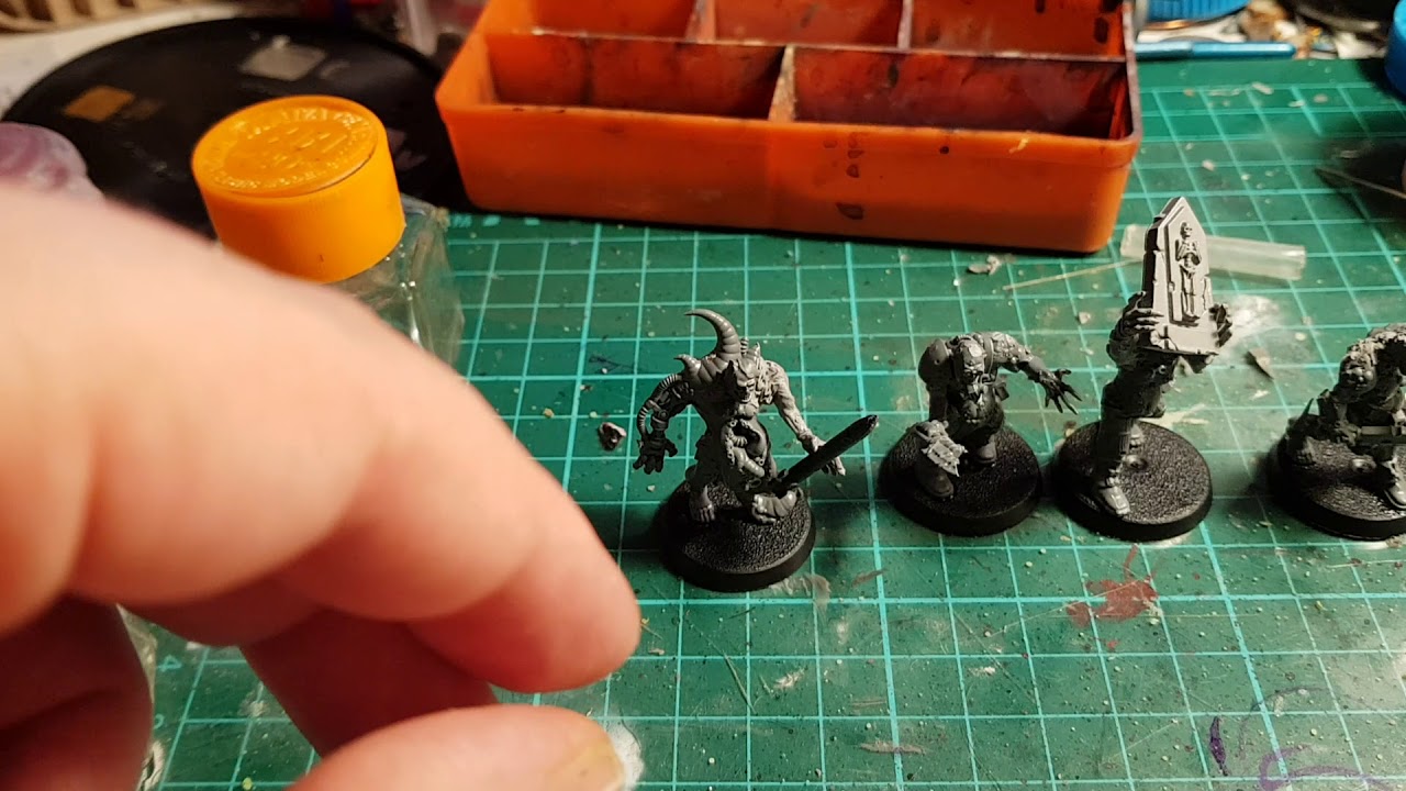 Death Guard Pox Walkers - More Conversions - YouTube