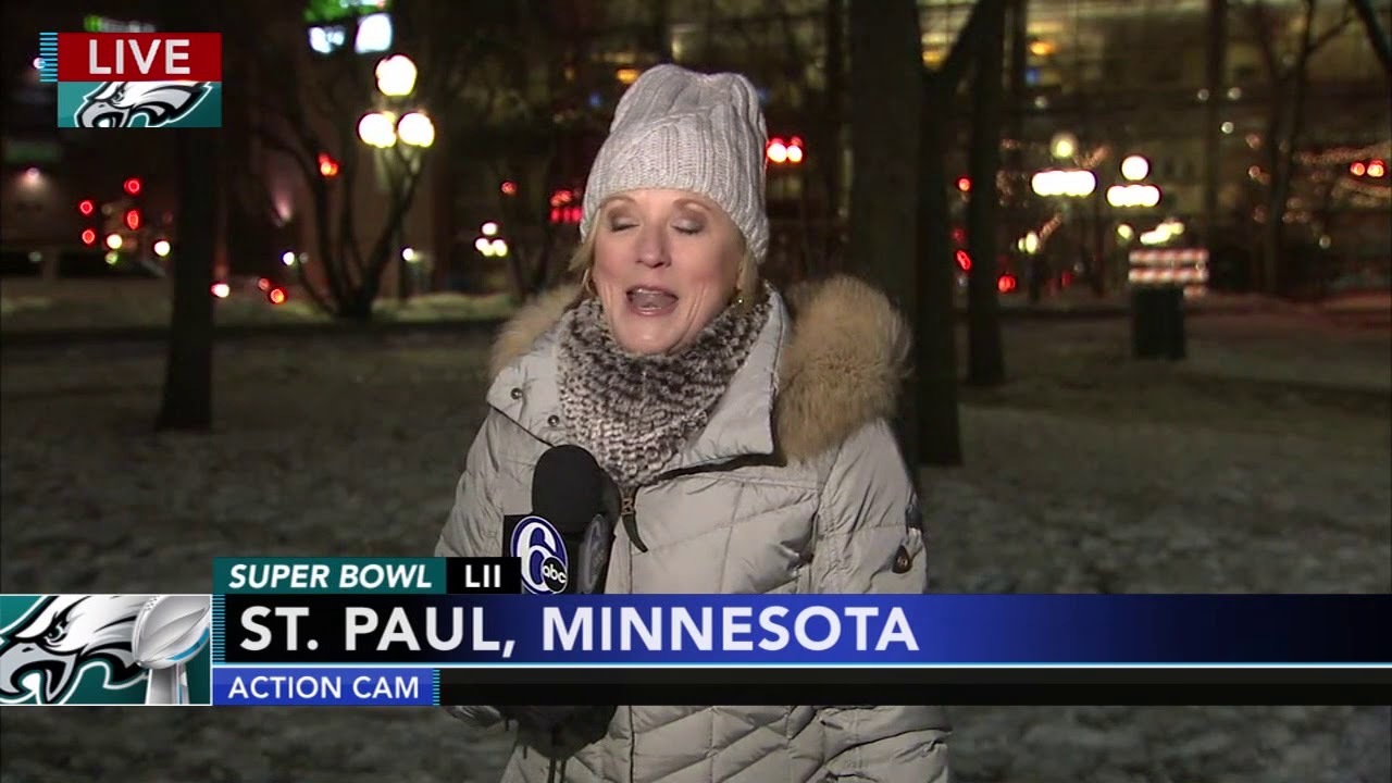 Guillermo catches Eagles fever with Sarah Bloomquist - YouTube