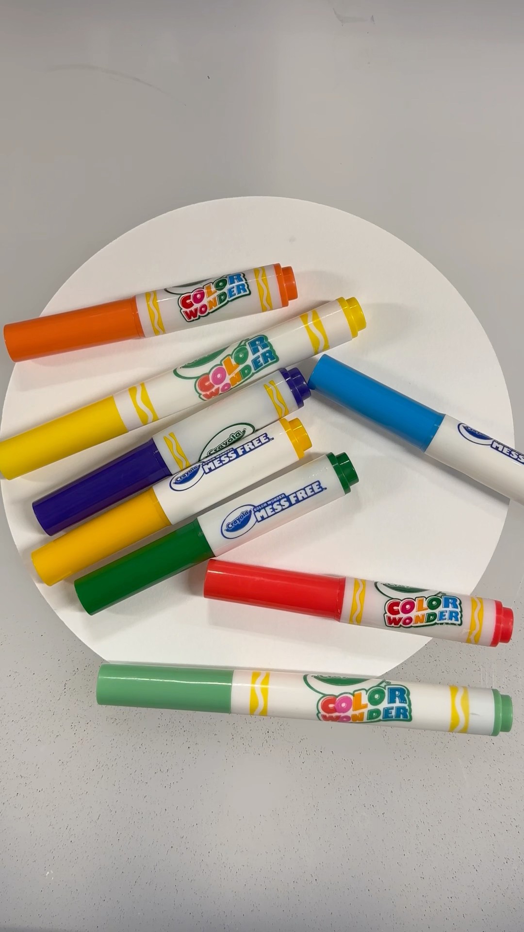 Color wonder markers store