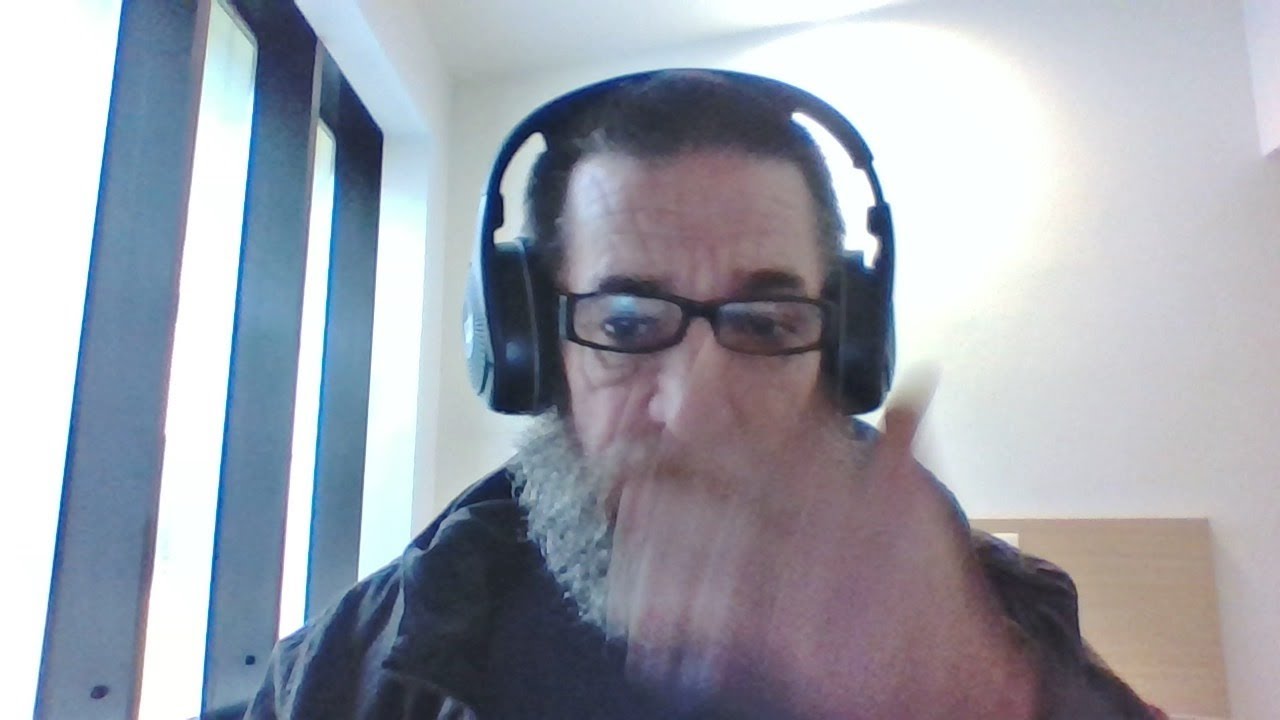 MOOSE MAGGS POETRY - TRUE COLORS! - YouTube